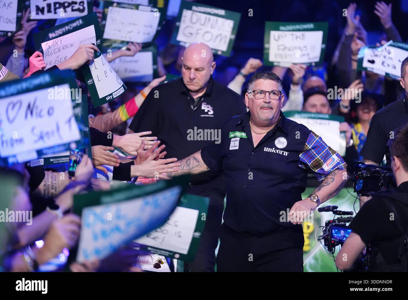 Scotland's Gary Anderson ahead of his match against Netherlands' Gian ...