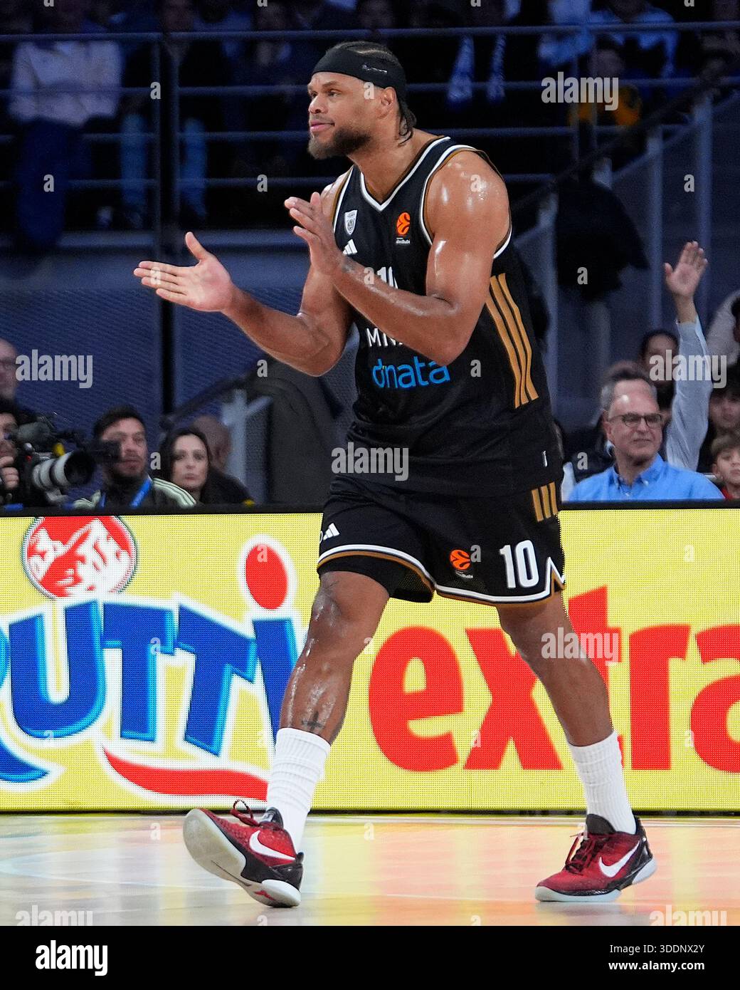 Dubai Basketball's Justin Anderson during Euroleague Regular Season ...