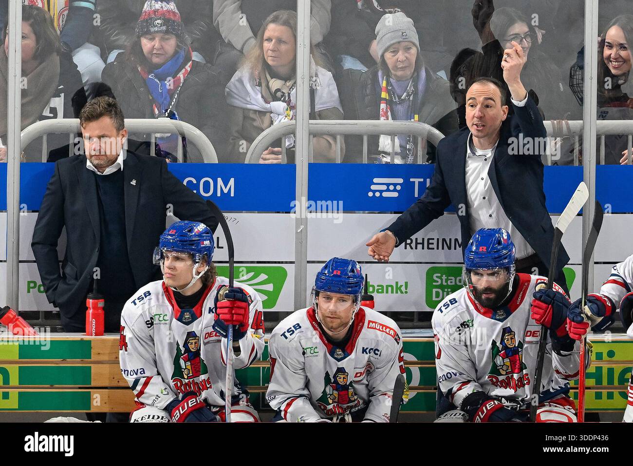 Eishockey DEL2 - 25/26 - 30.Spieltag: Düsseldorfer EG vs EHC Freiburg ...