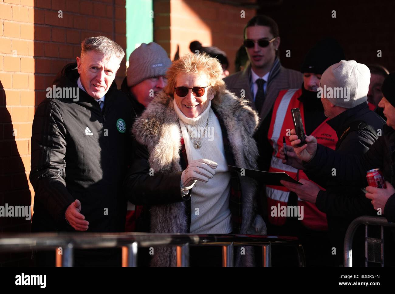 Rod Stewart arrives ahead of the William Hill Premiership match at ...