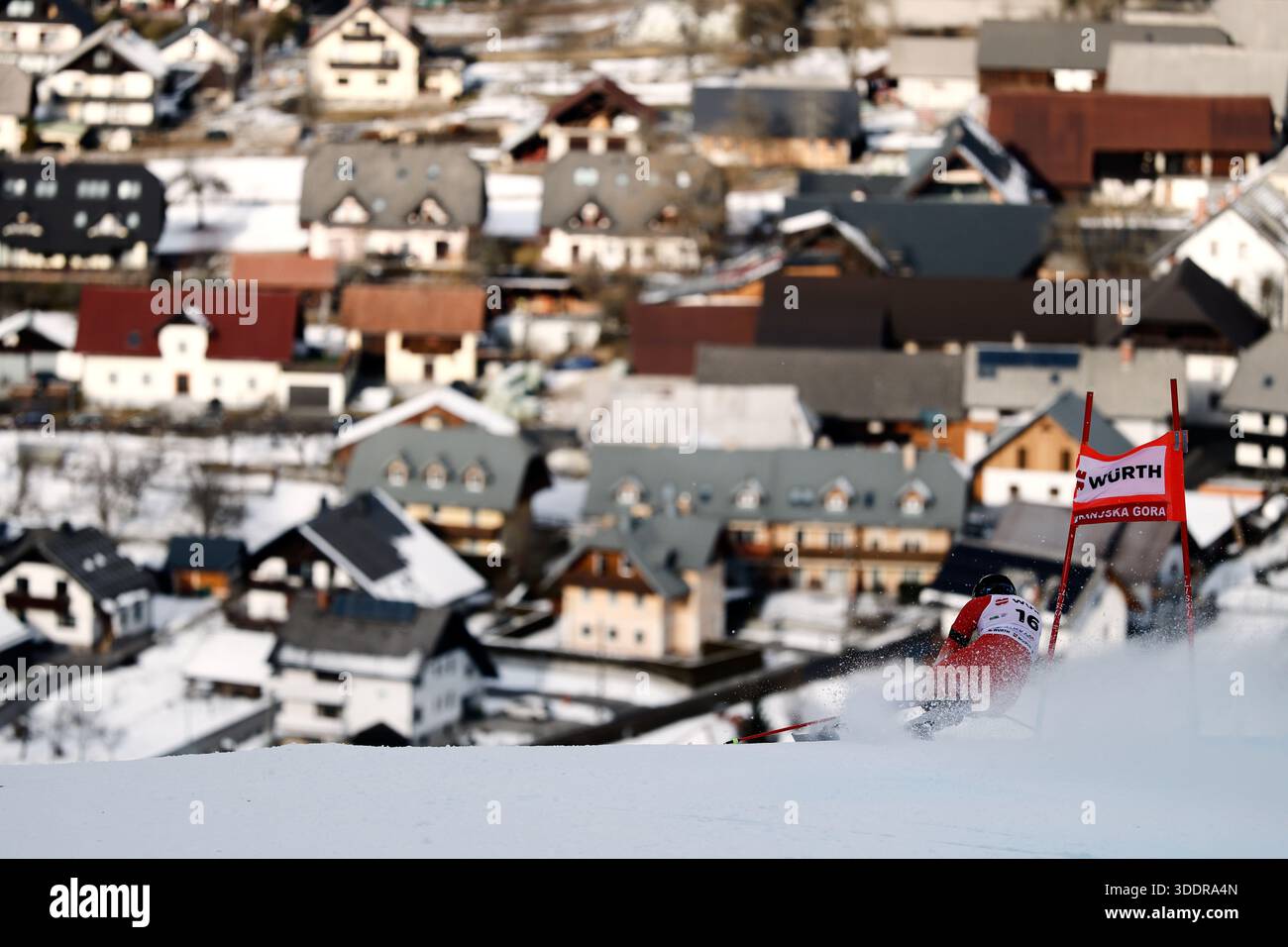 Switzerland's Wendy Holdener speeds down the course during an alpine ...