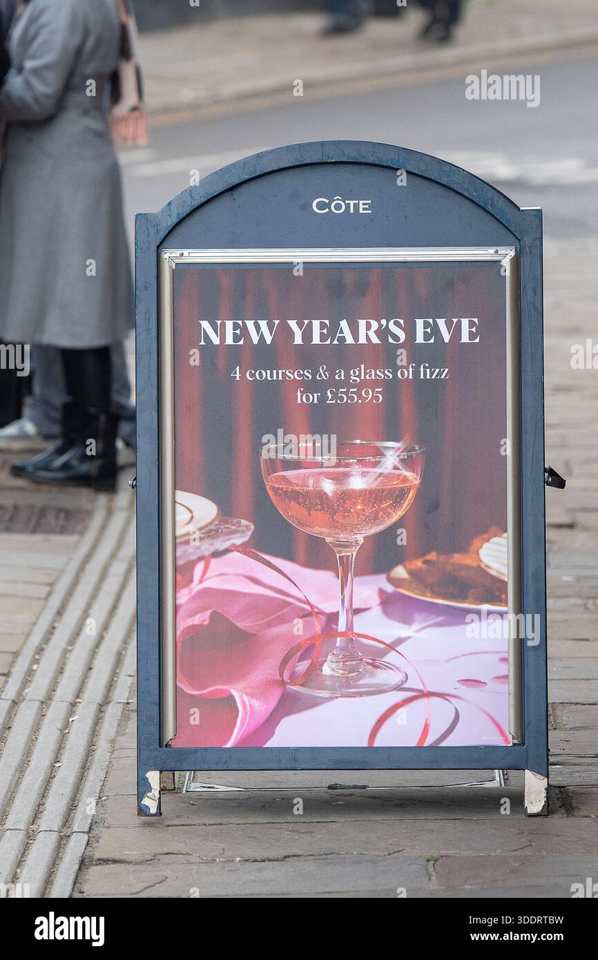 Eton, Windsor, Berkshire, UK. 31st December, 2025. A New Year's Eve 4 ...