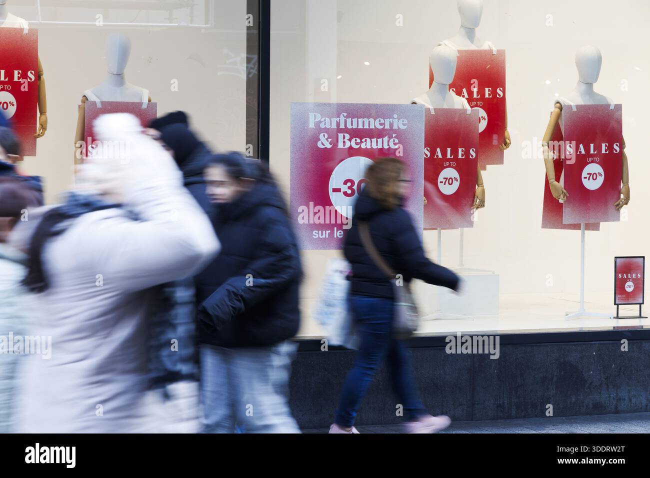 The official start of the winter sales has people flocking to the ...