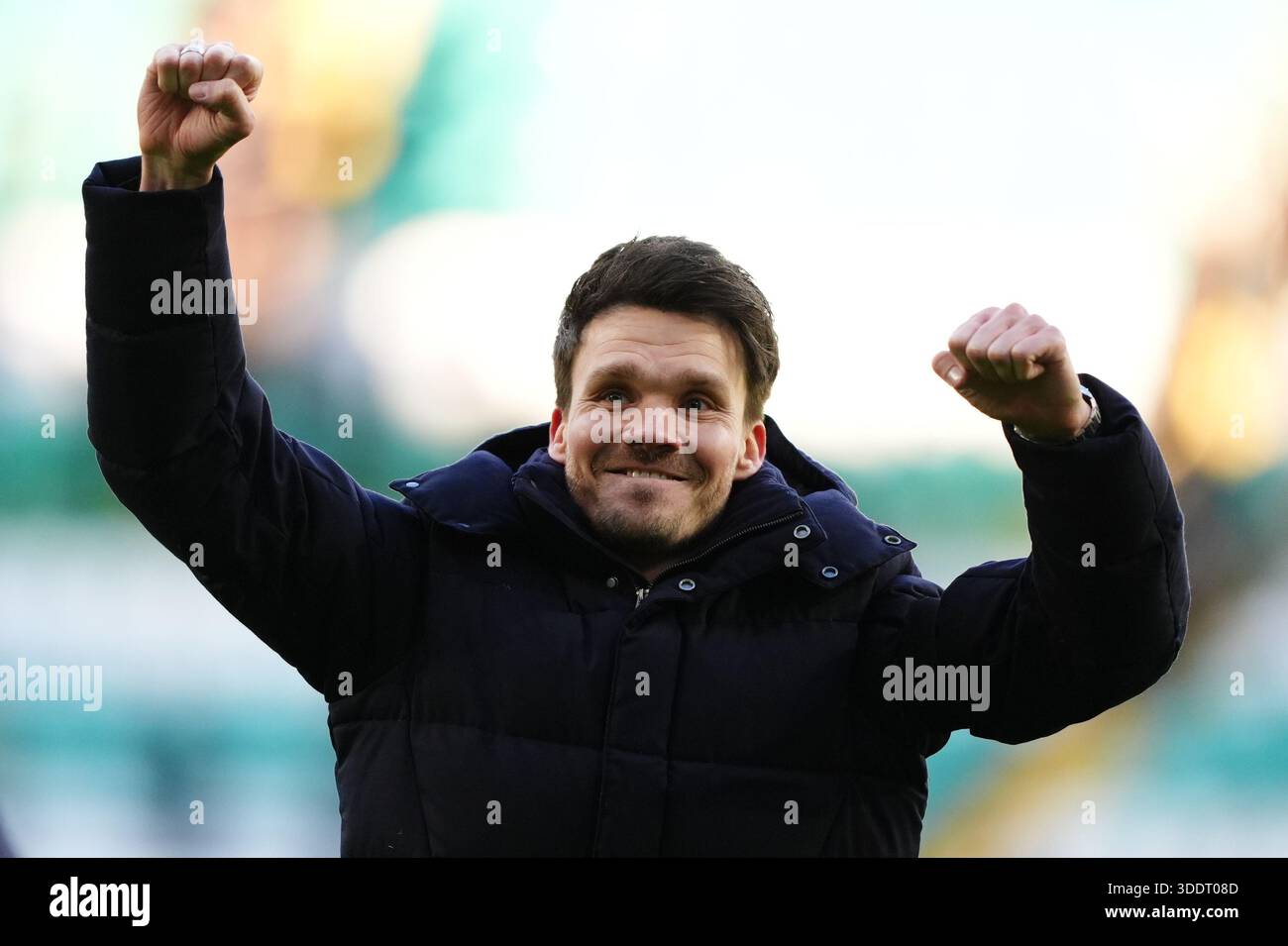 Rangers manager Danny Rohl salutes the fans following the William Hill ...