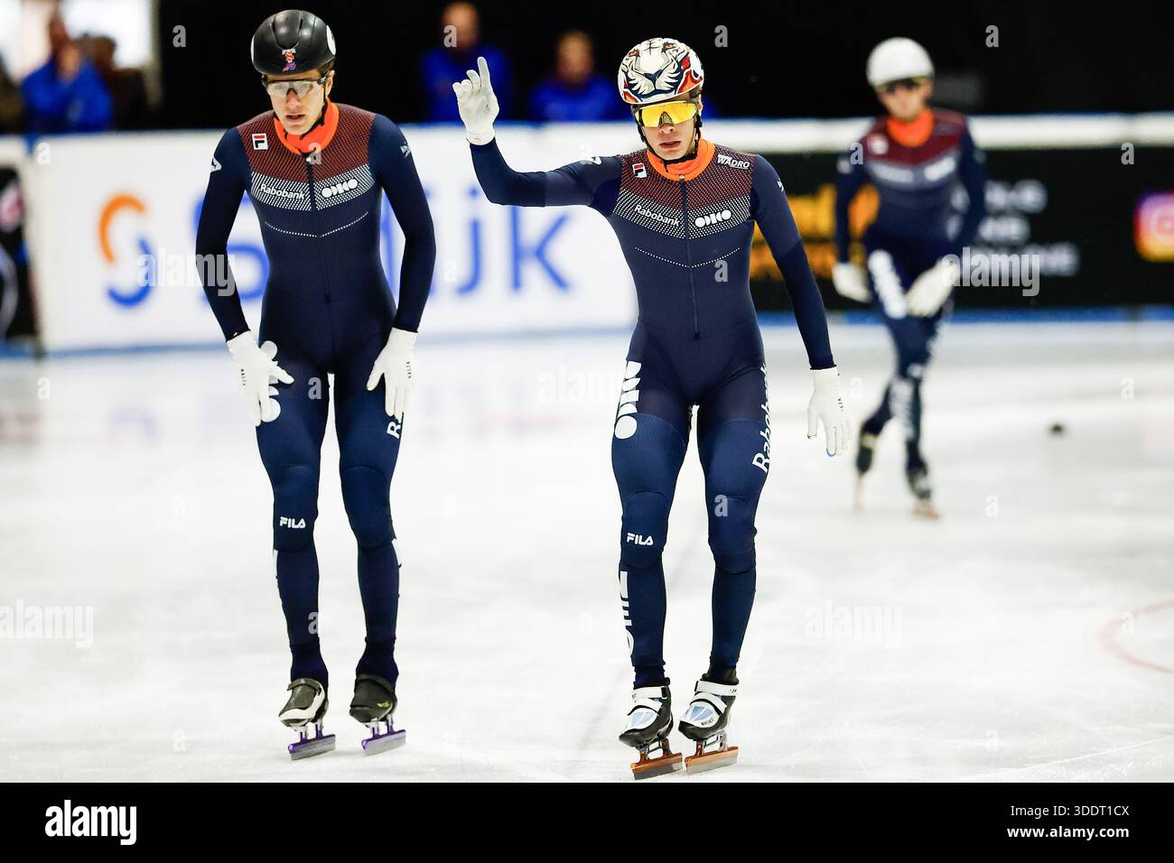 LEEUWARDEN - Winner Jens van 't Wout (m) ahead of Teun Boer (L) (second ...