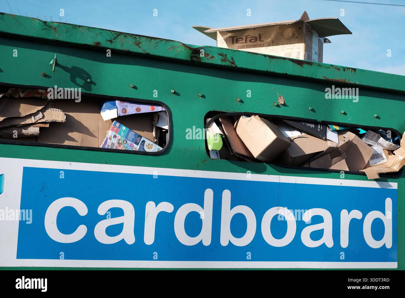 Full overflowing cardboard waste recycling collection bin. UK Stock ...