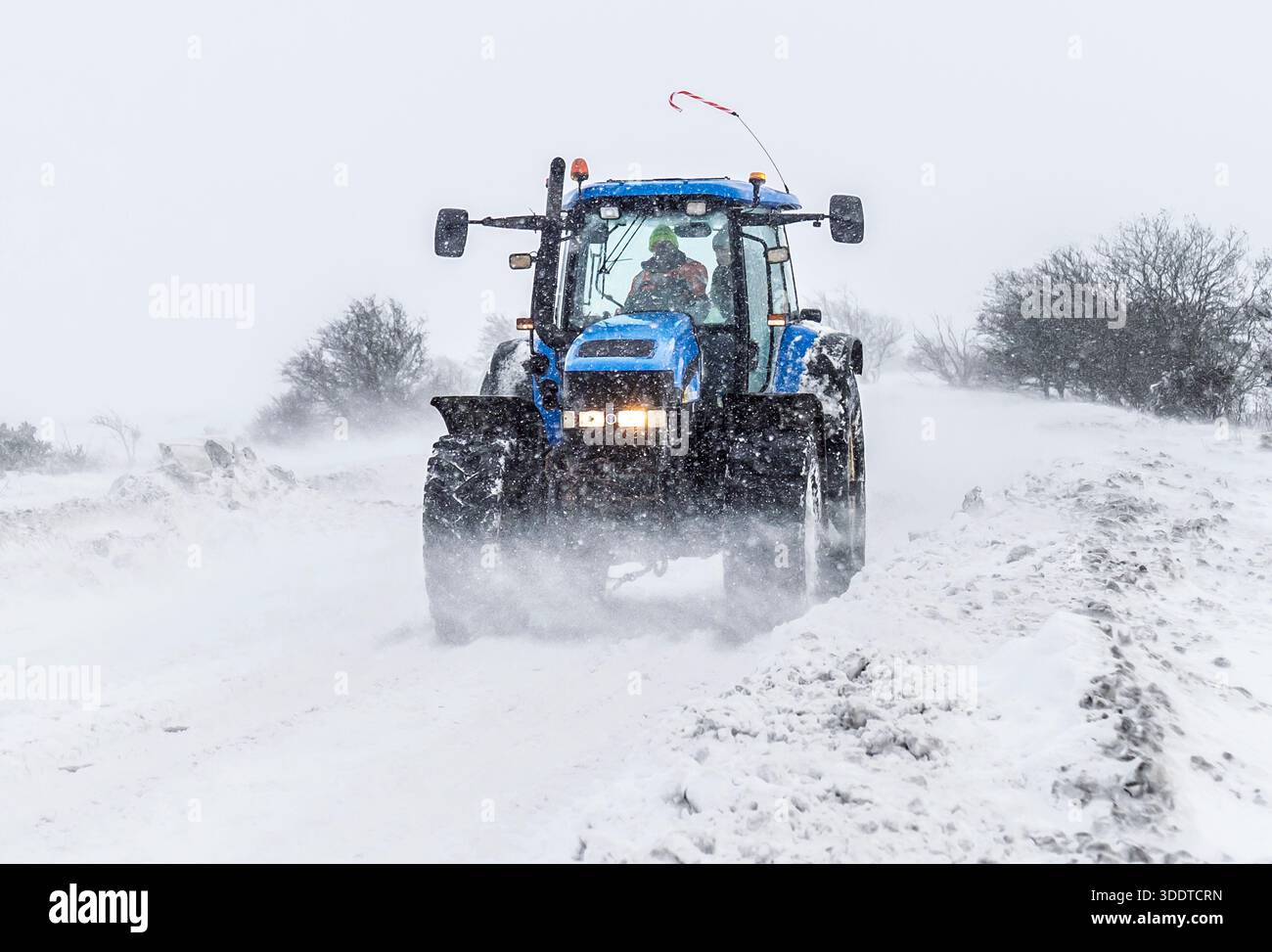 Traffic on the A171 between Whitby and Scarborough in a snow blizzard ...