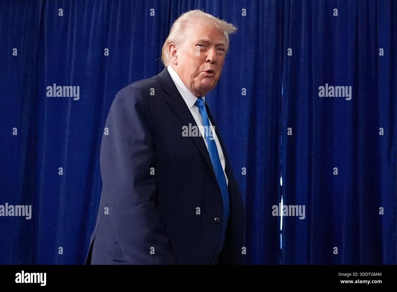 President Donald Trump arrives to speak at his Mar-a-Lago club ...