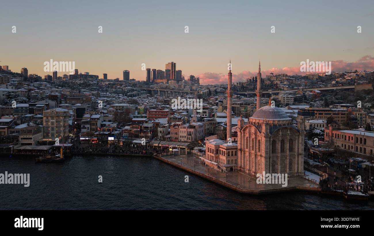 January 2026 istanbul turkey hi-res stock photography and images - Alamy