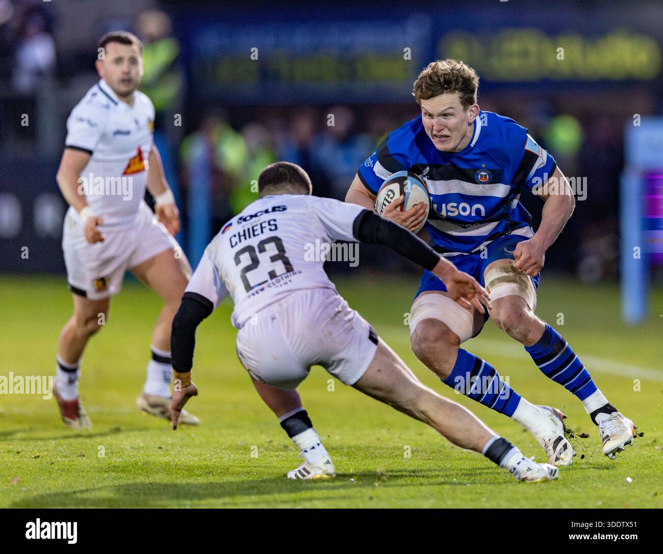 Exeter Chiefs Dan John faces Bath Rugby’s Ted Hill During Gallagher ...