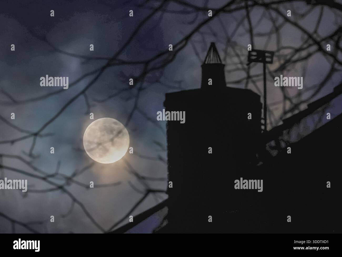 County Down, Northern Ireland, UK, 03 Jan 2026. The first full moon of ...