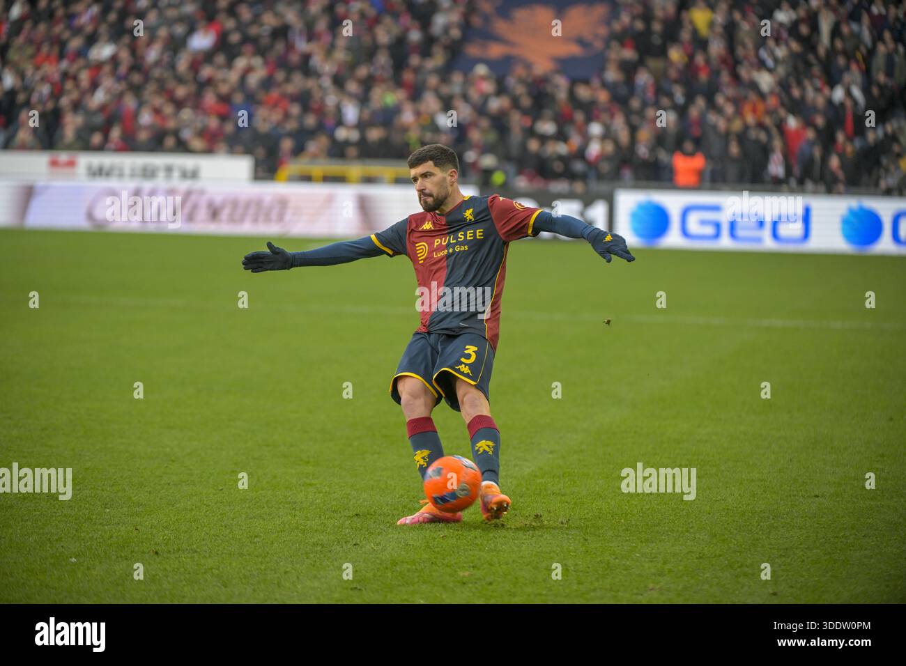 Aaron Martin during Genoa CFC vs Pisa SC, Italian soccer Serie A match ...