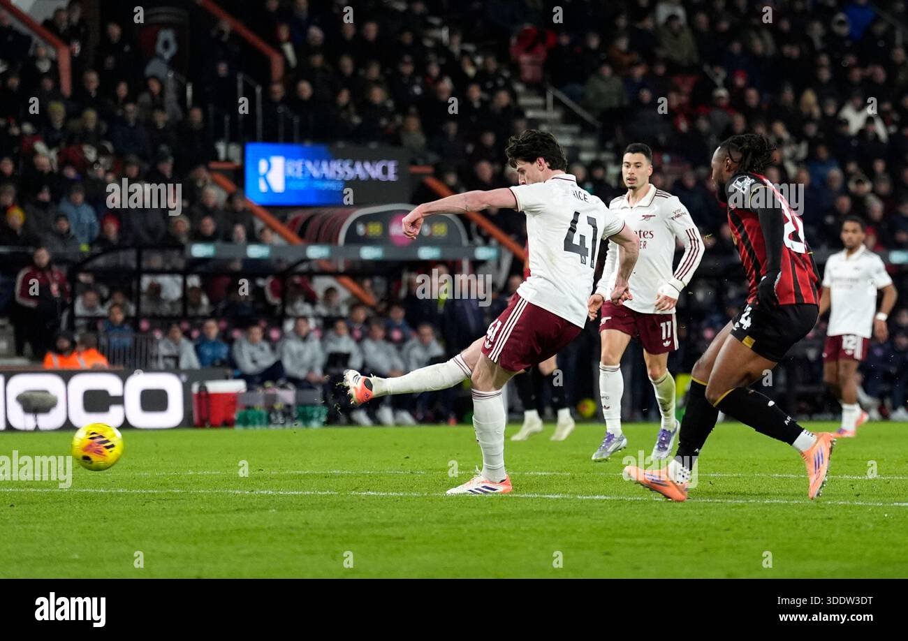 Arsenal's Declan Rice scores their side's second goal of the game ...