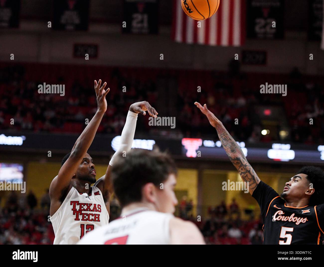 Texas Tech forward Donovan Atwell (12) shoots the ball while Oklahoma ...