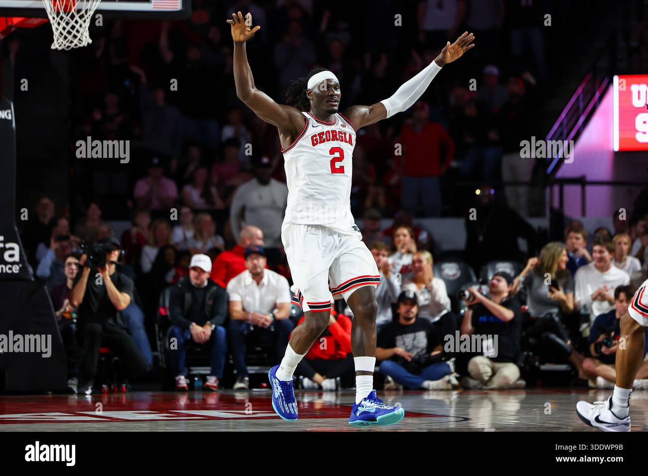 Georgia center Somto Cyril (2) reacts during the second half of an NCAA ...