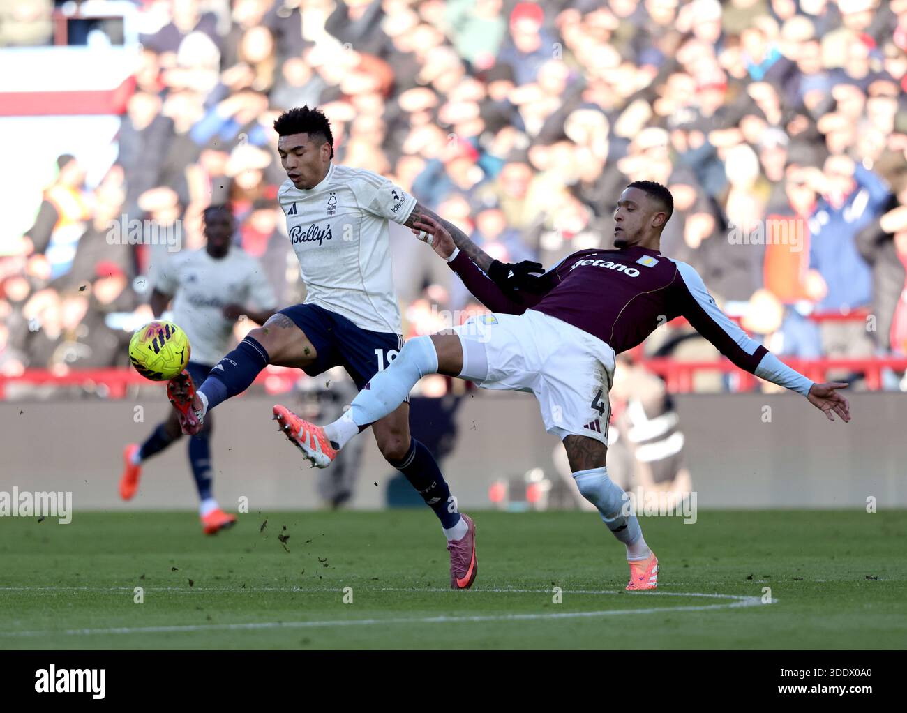Igor Jesus (NF) Ezri Konsa Ngoyo (AV) at the Aston Villa v Nottingham ...