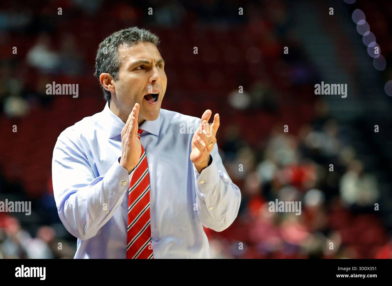 UNLV head coach Josh Pastner applauds a play during the first half of ...