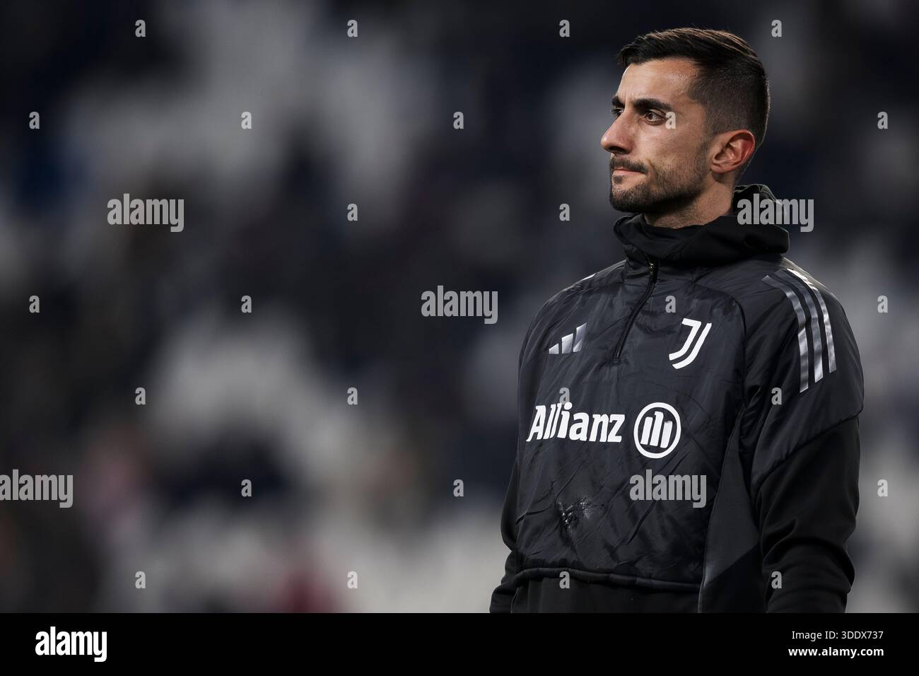 Mattia Perin of Juventus FC looks on prior to the Serie A football ...