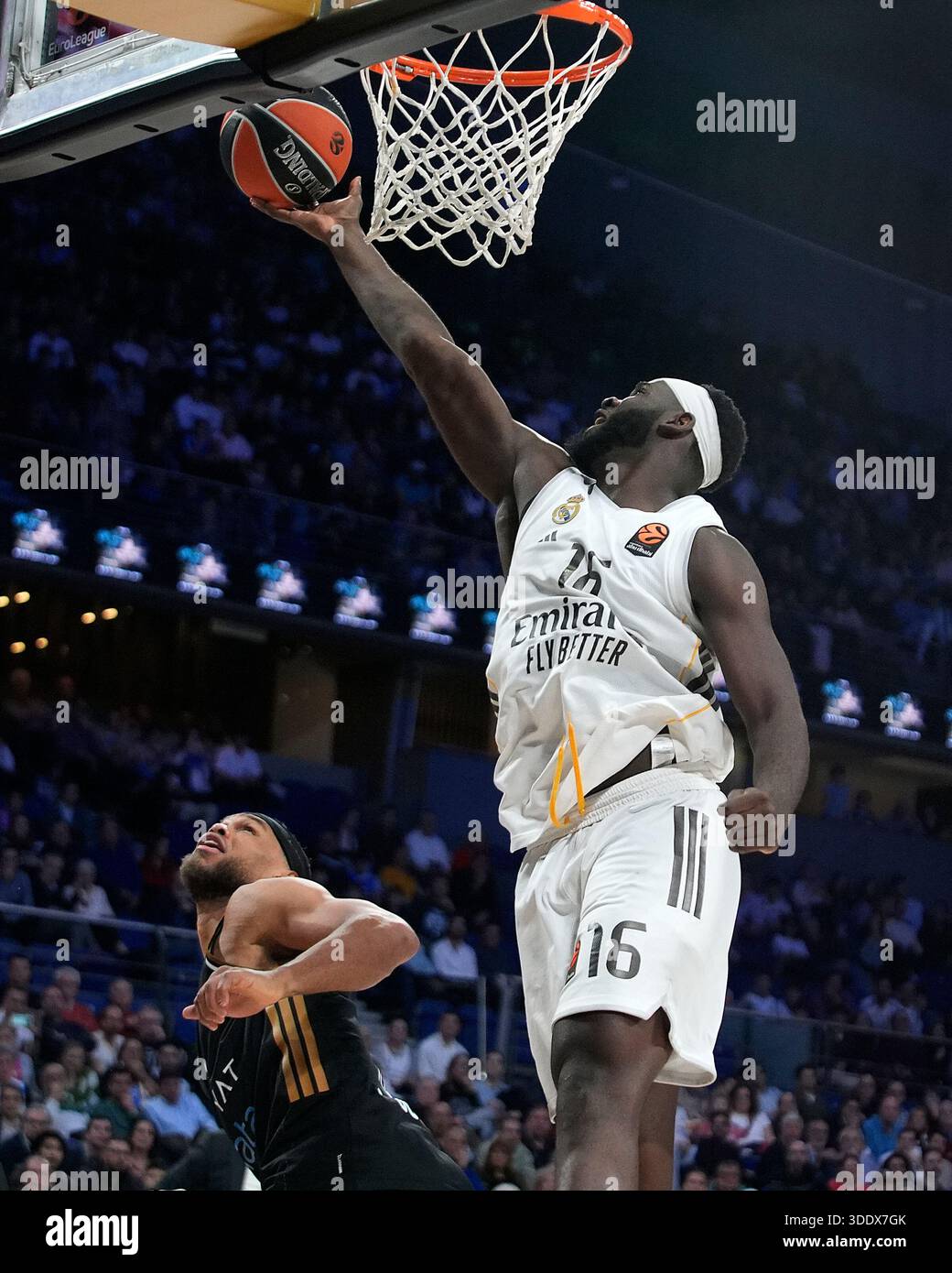 Real Madrid's Usman Garuba (r) and Dubai Basketball's Justin Anderson ...
