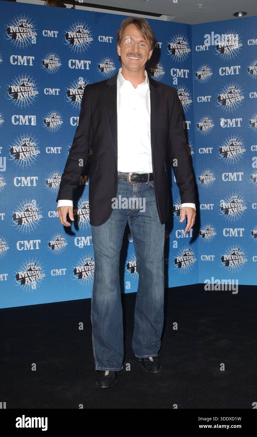 10 April 2006 - Nashville, Tennessee - Jeff Foxworthy. 2006 CMT Music ...