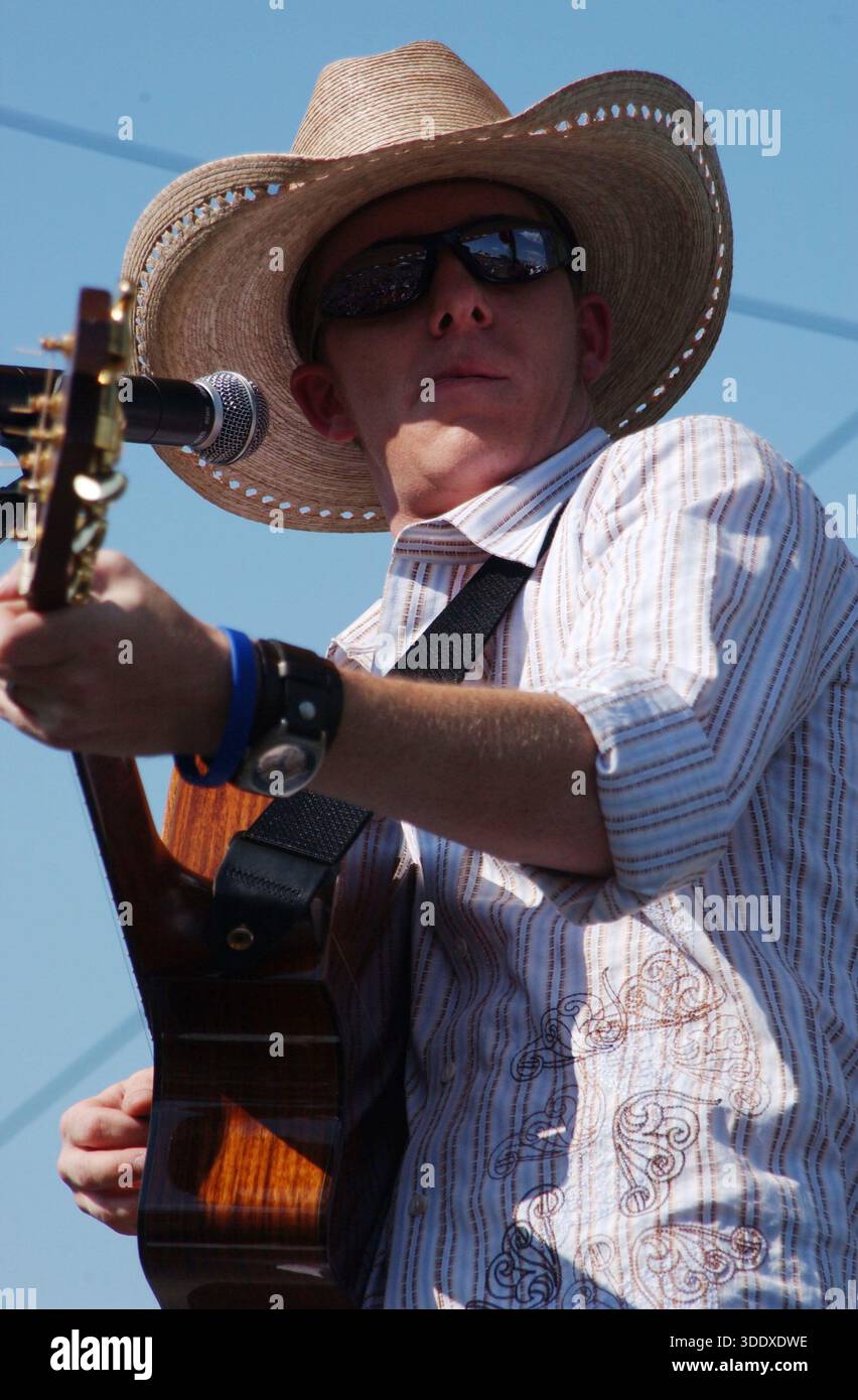 09 June 2006 - Nashville, Tennessee - Craig Hand. 2006 CMA Music ...