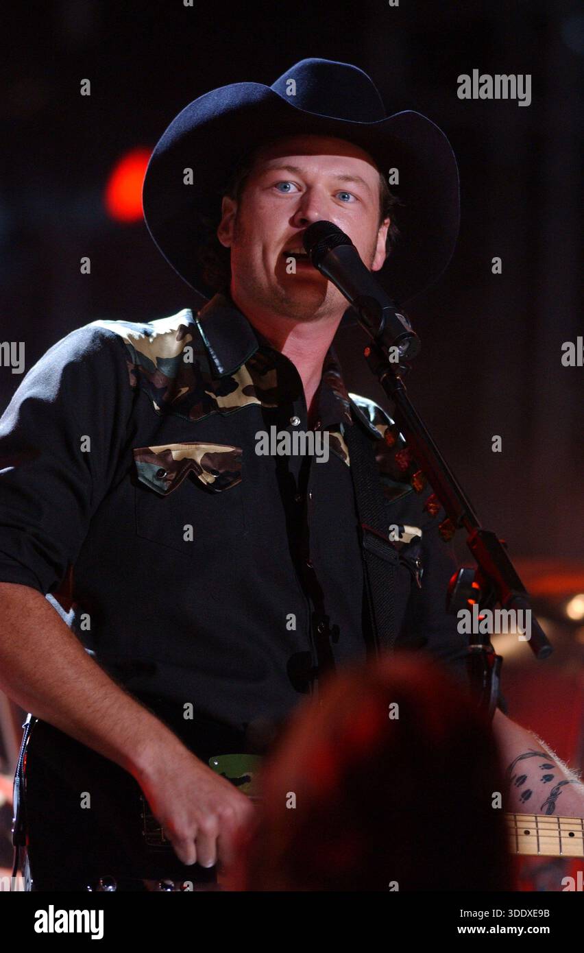 8 June 2006 - Nashville, Tennessee - Blake Shelton. The CMA Music ...