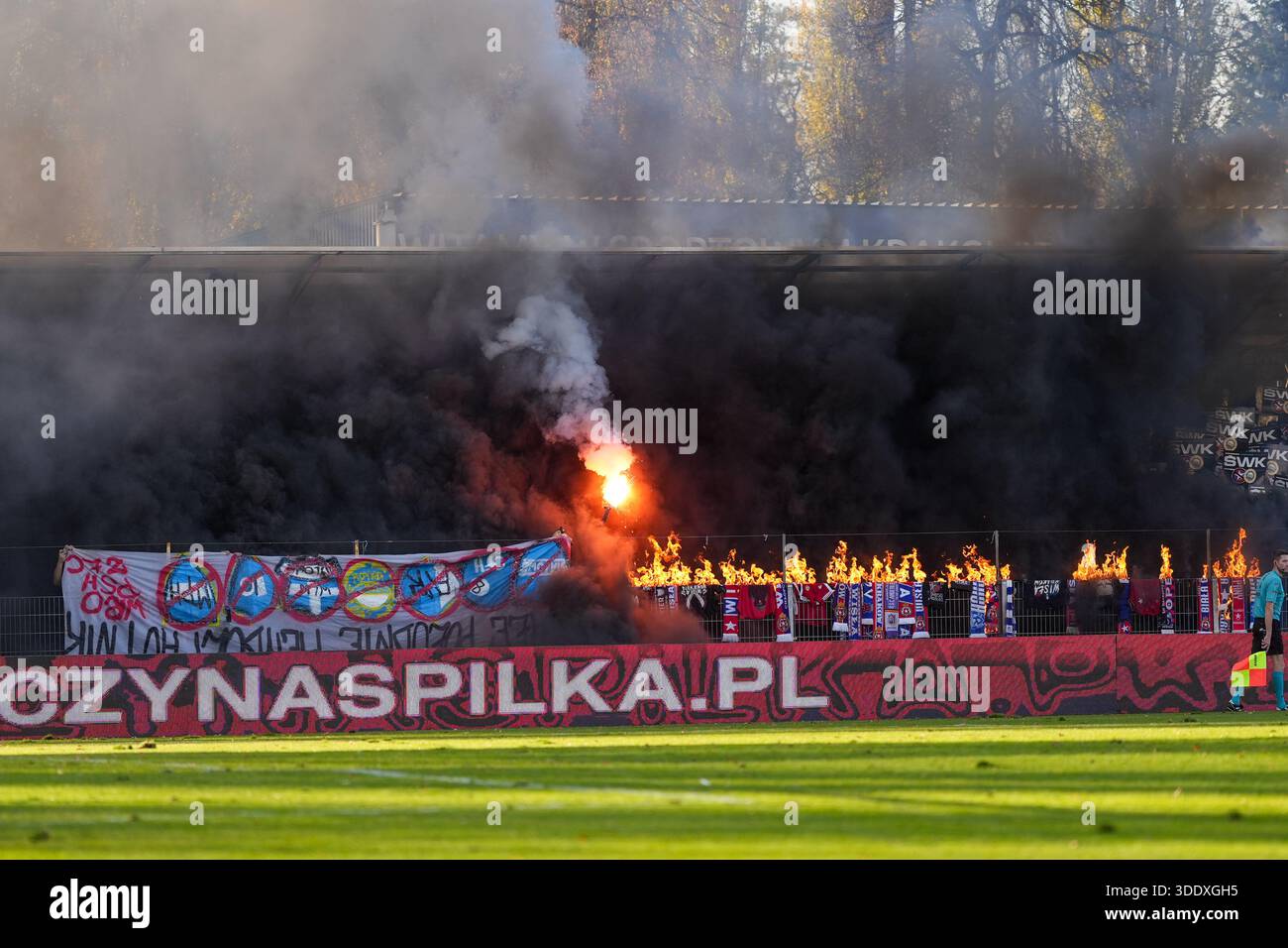 Soccer STS Puchar Polski sezon 2025/2026 kolejka mecz: Hutnik Krakow ...