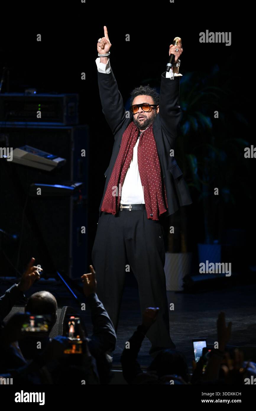 Shaggy performs in concert during Stay Strong Jamaica - Hurricane ...