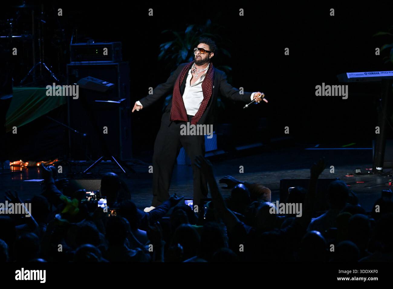 Shaggy performs in concert during Stay Strong Jamaica - Hurricane ...