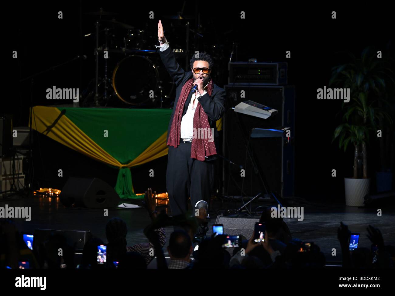 Shaggy performs in concert during Stay Strong Jamaica - Hurricane ...