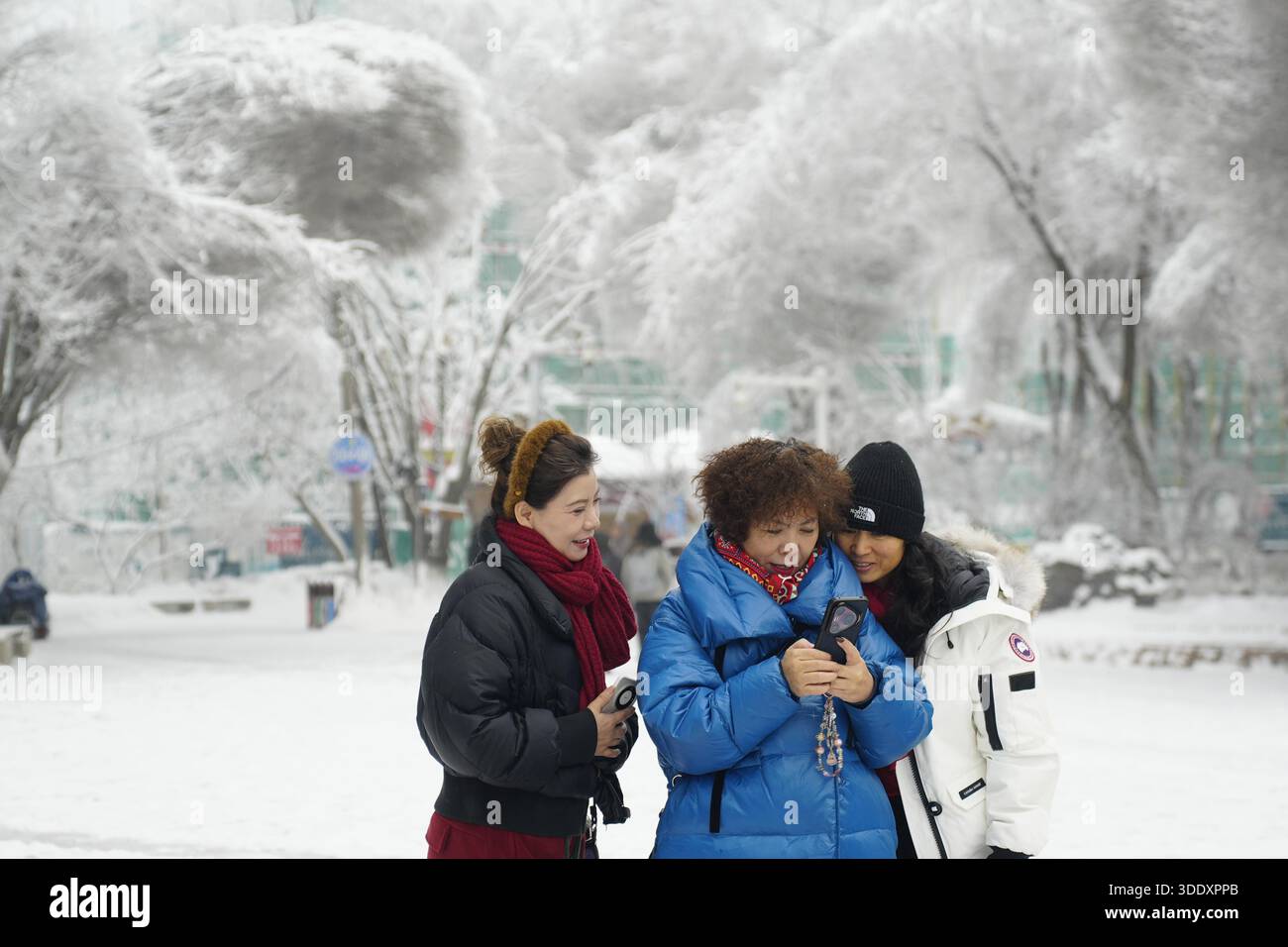 **CHINESE MAINLAND, HONG KONG, MACAU AND TAIWAN OUT**Rime scenery ...