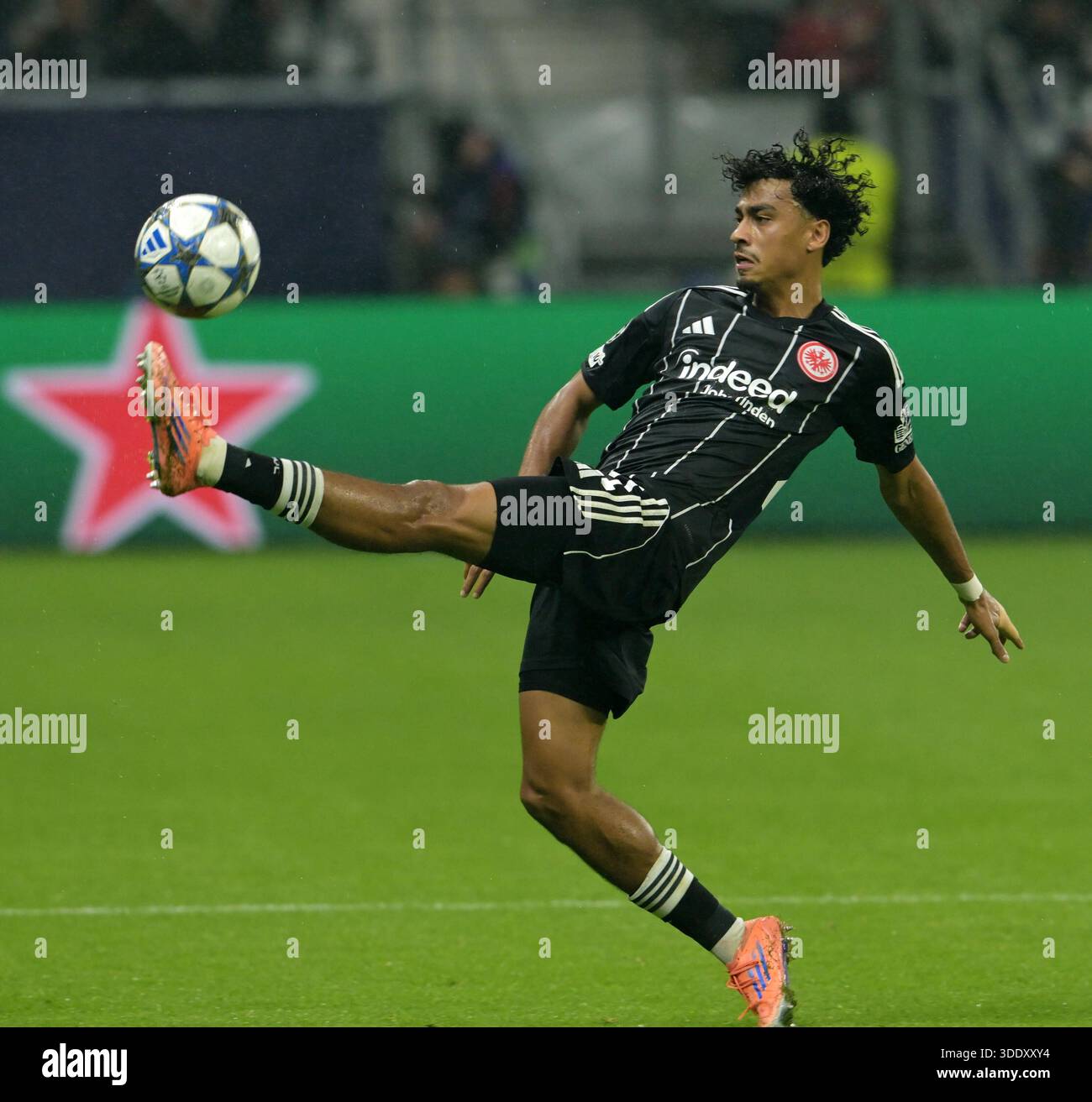Nathaniel. Brown fotografiert beim Fußball Champions. League Spiel ...