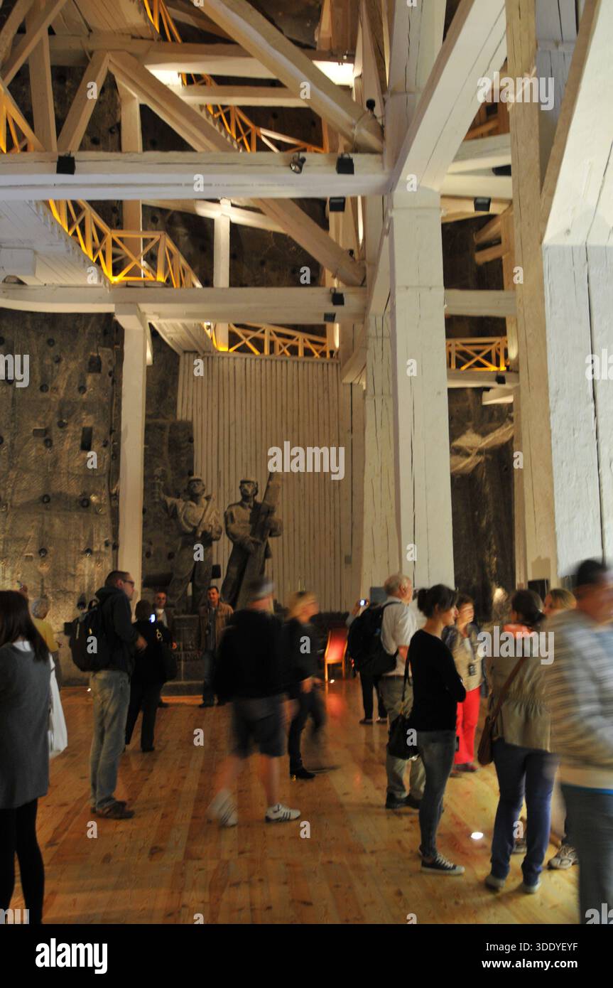 Crowds visitors inside large hi-res stock photography and images - Alamy