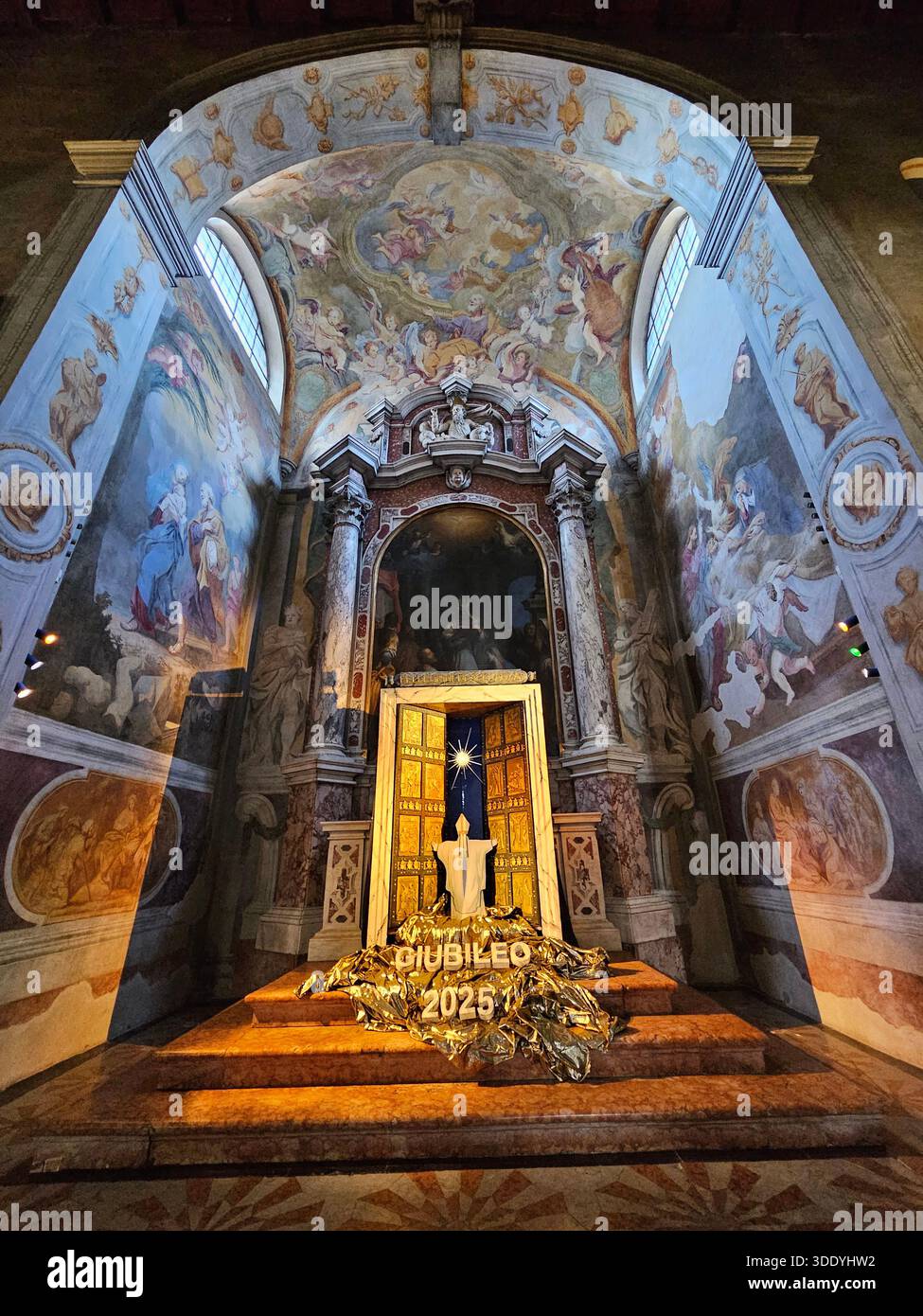 Cattedrale di San Giusto Martire Trieste, Cathedral of Saint Justus ...