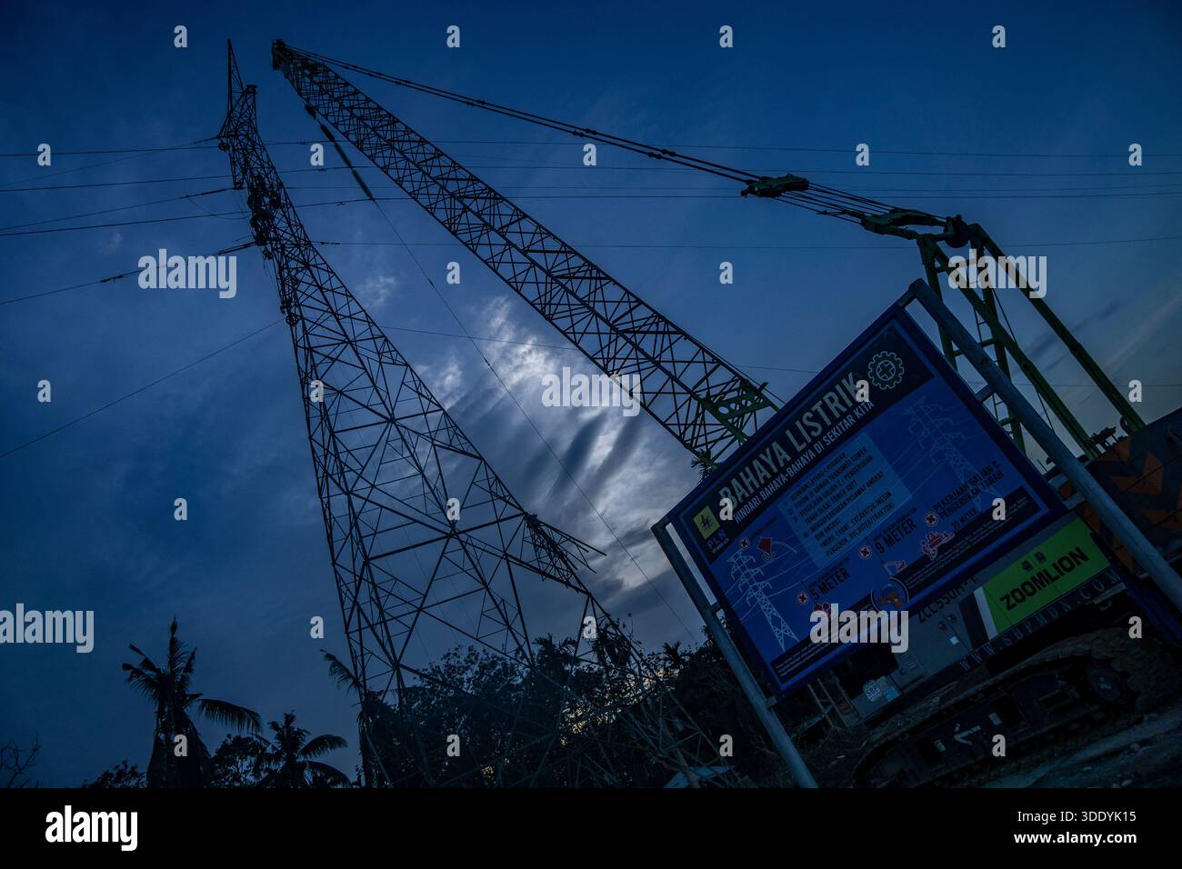 Cyclone senyar hi-res stock photography and images - Alamy