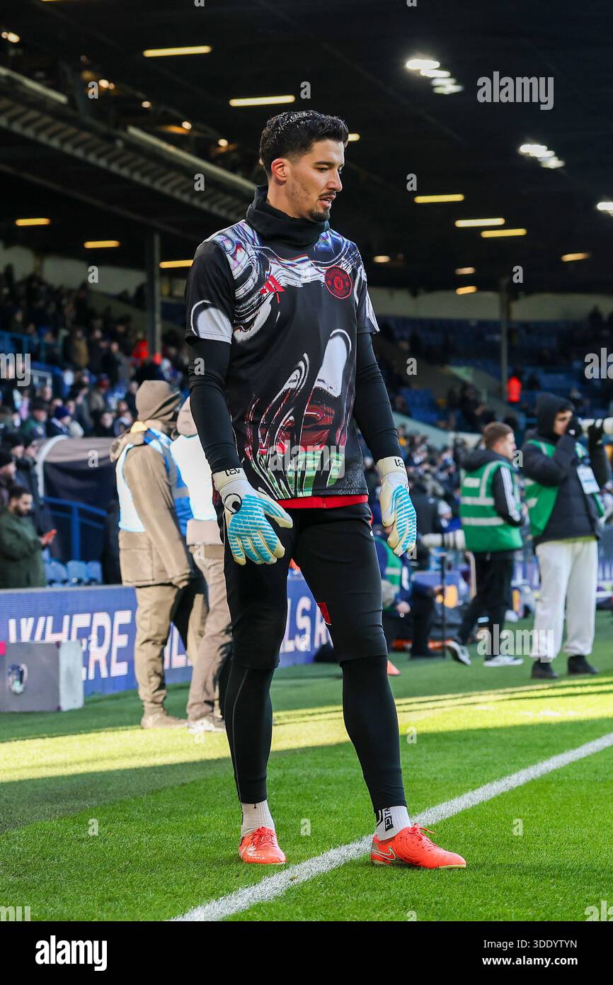 Manchester United goalkeeper Altay Bayındır (1) warms up during the ...