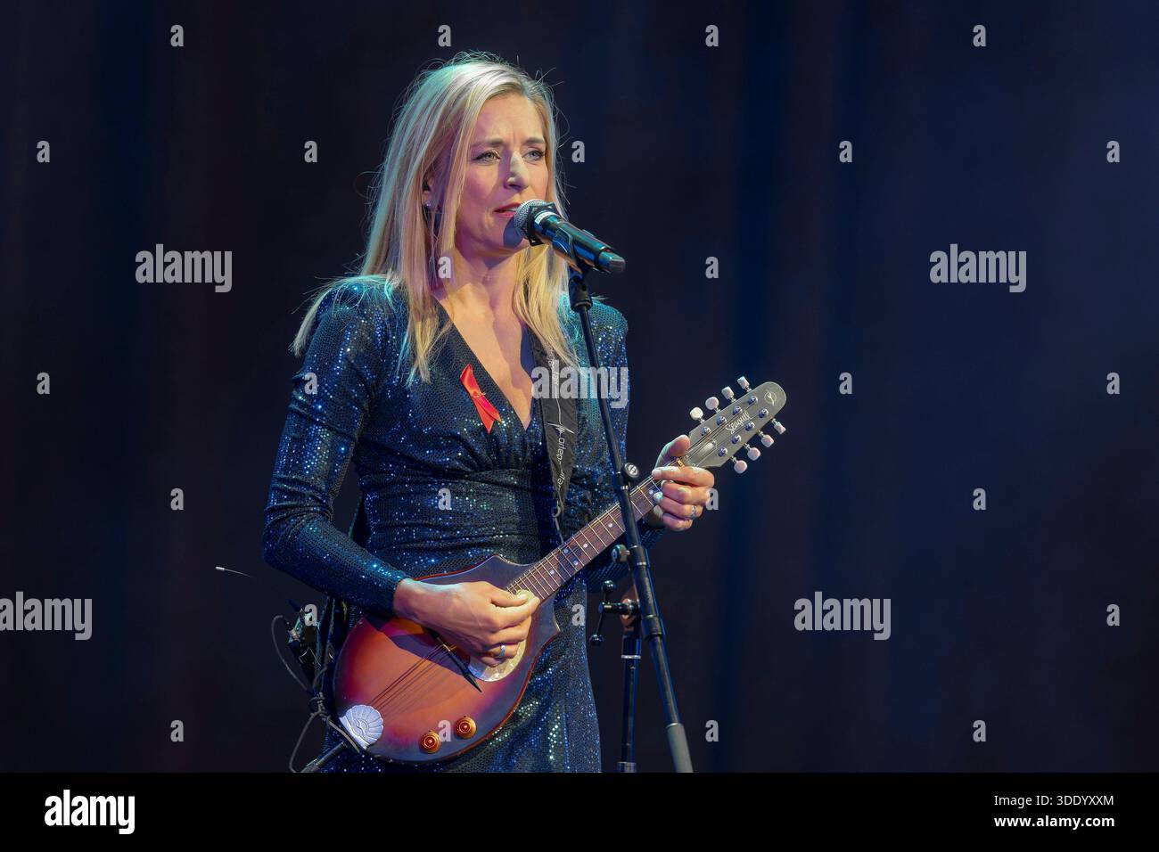 Auftritt von Sängerin Stefanie Hertel mit ihrer Band More Than Words ...