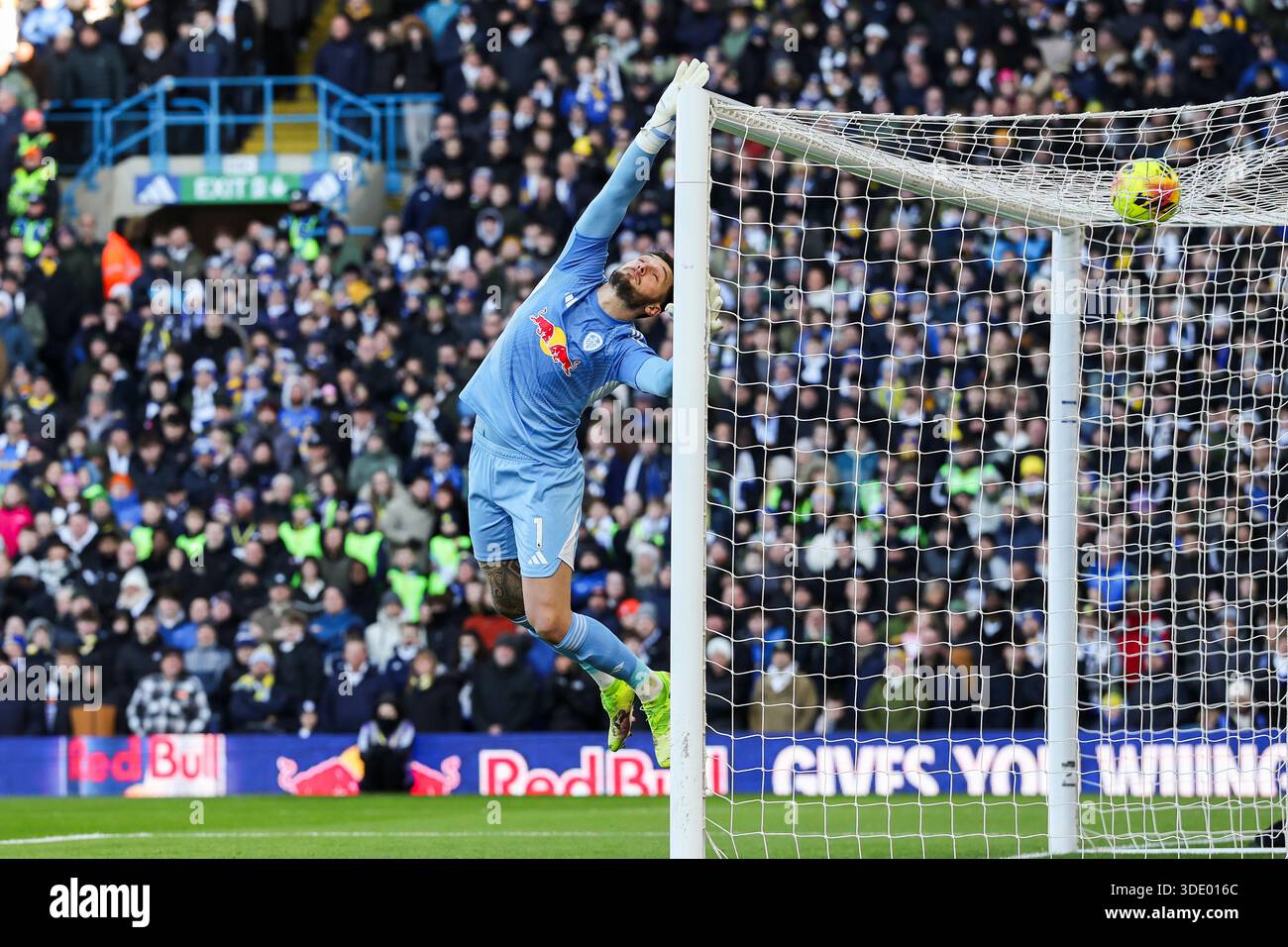 Leeds United goalkeeper Lucas Perri (1) during the Leeds United v ...
