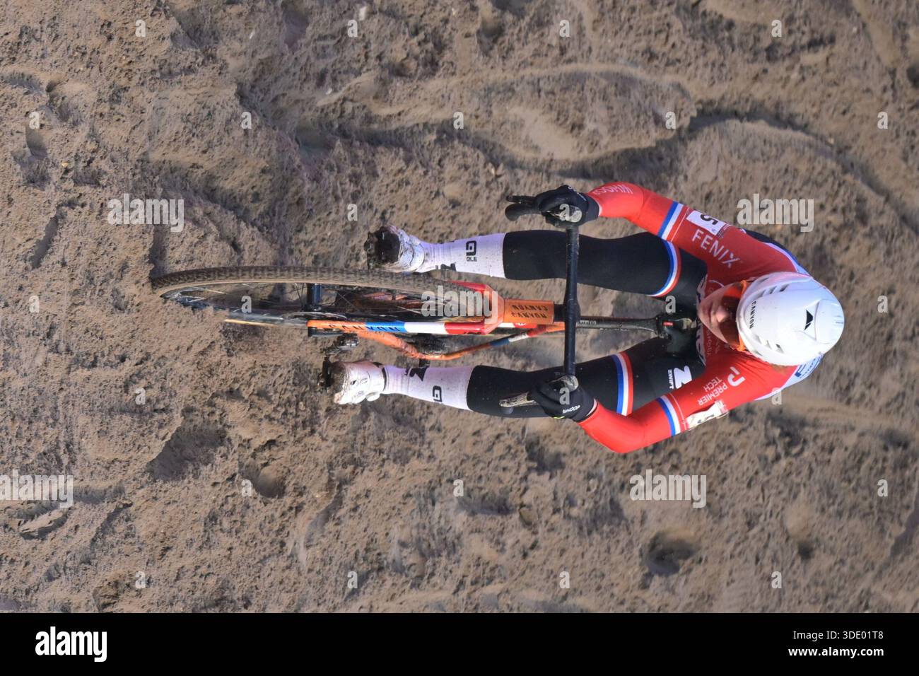 Dutch Puck Pieterse pictured in action during the women's elite race at ...