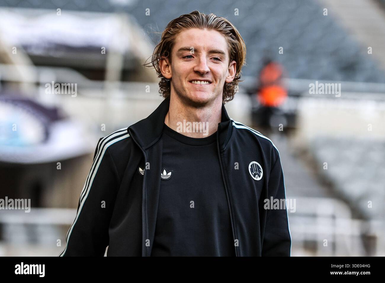 Anthony Gordon of Newcastle United arrives during the Premier League ...