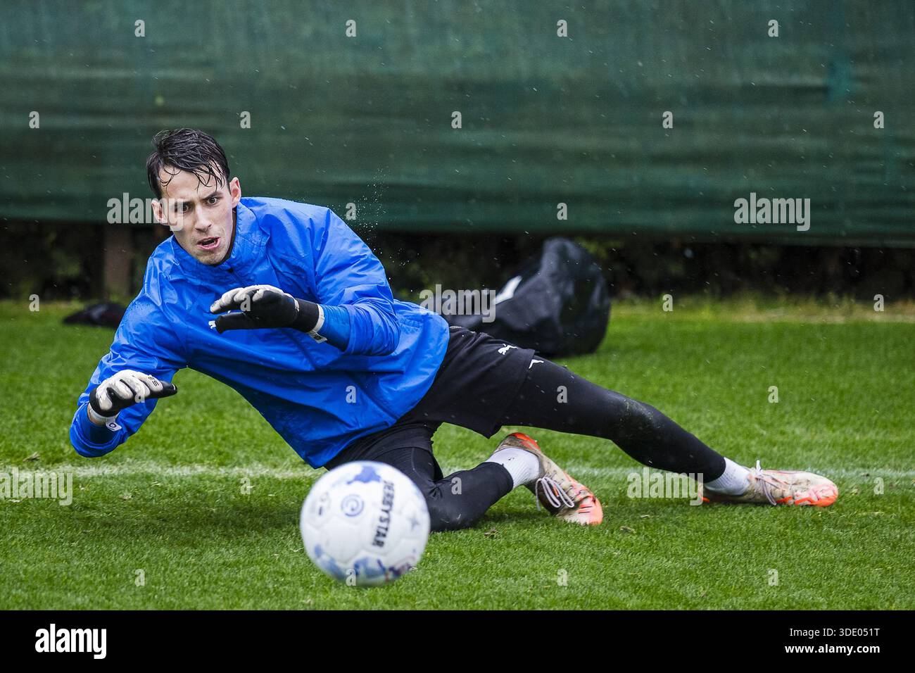 ESTEPONA , Estepona Football Centre , season 2025 / 2026 , Dutch ...