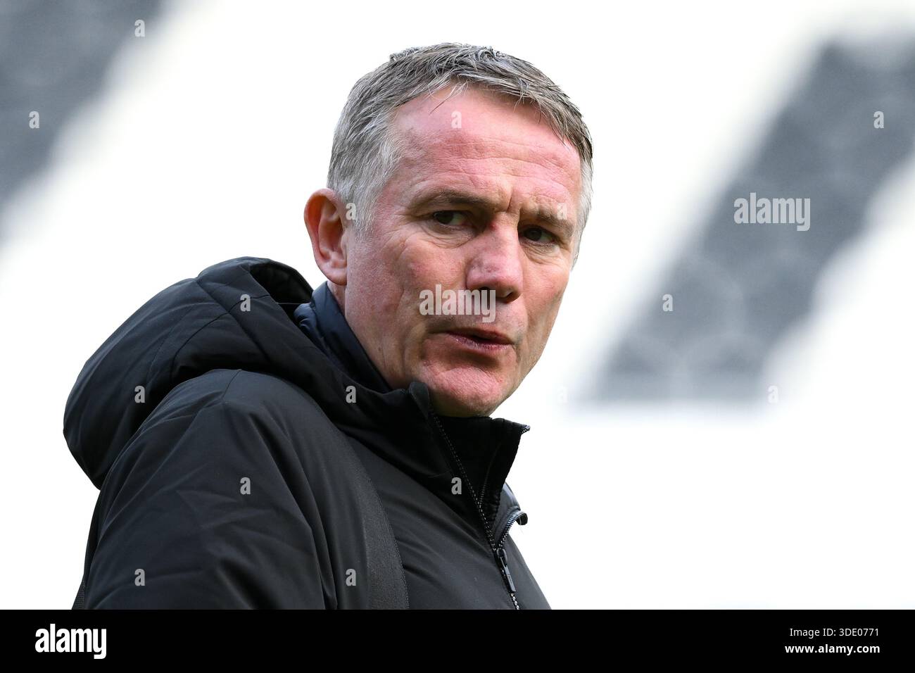 Phil Parkinson, manager of Wrexham during the Sky Bet Championship ...