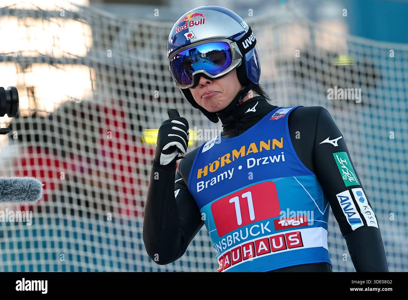 04 January 2026, Austria, Innsbruck: Nordic skiing/ski jumping, World ...
