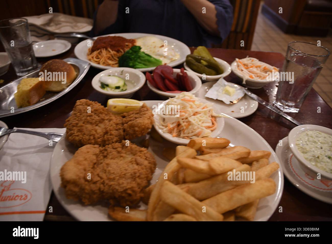BROOKLYN/NEW YORK CITY / NEW YORK /USA/07.JUNE 2018 American food ...