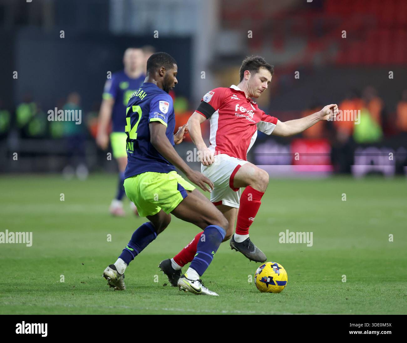 Bristol City's Adam Randell and Preston North End's Odeluga Offiah ...
