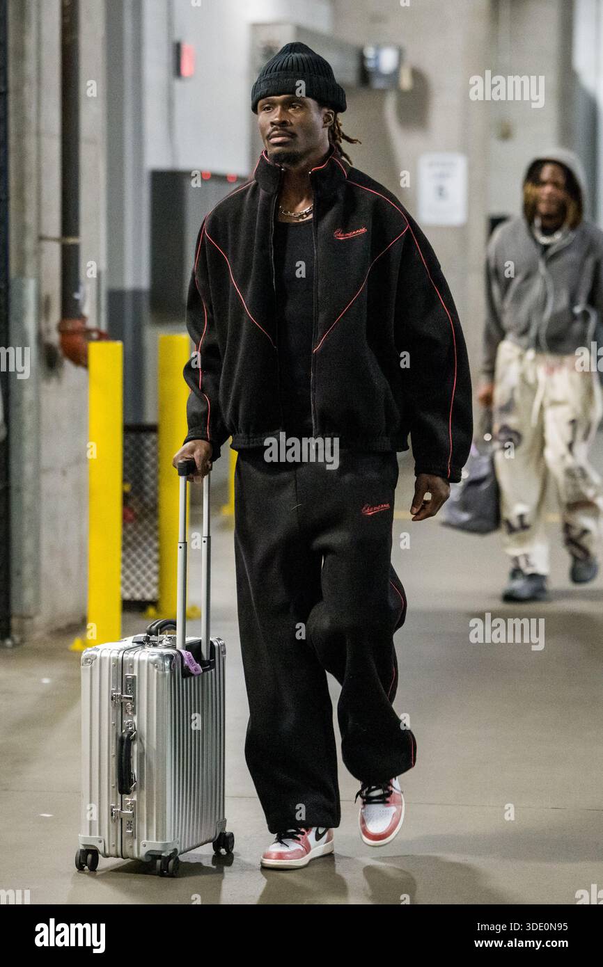 New Orleans Saints cornerback Isaac Yiadom (27) arrives before an NFL ...