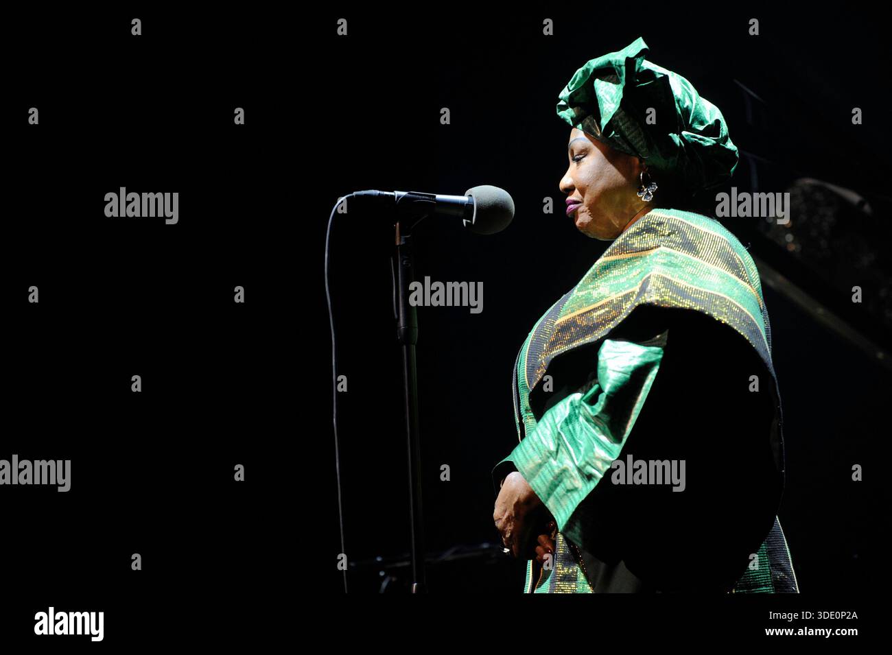 Die malische Sängerin Nainy Diabate beim Internationalen Jazz Festival ...