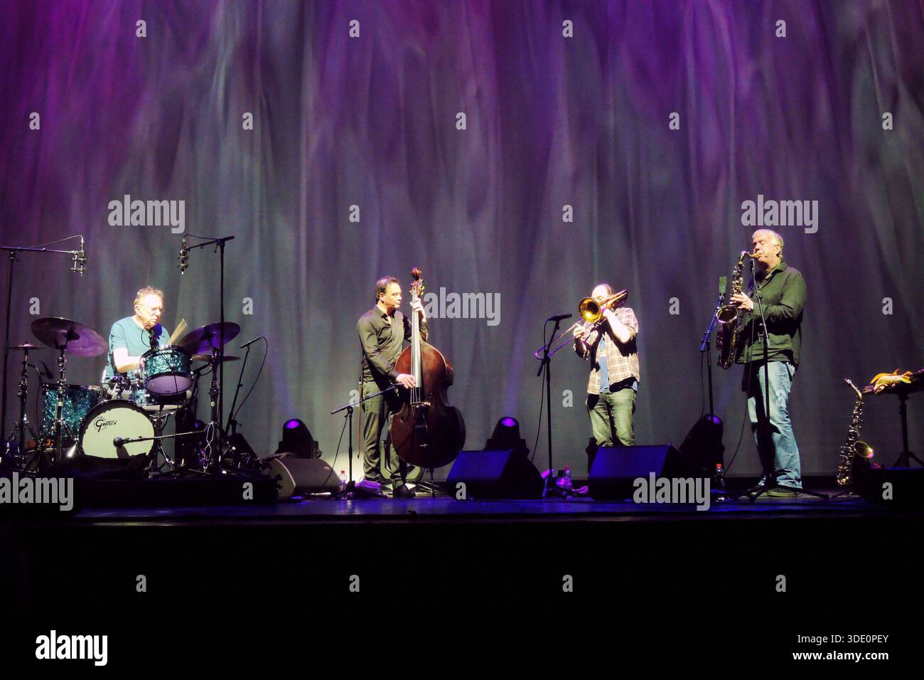Das deutsche Jazz-Quartett Ruf der Heimat mit Thomas Borgmann sax ...