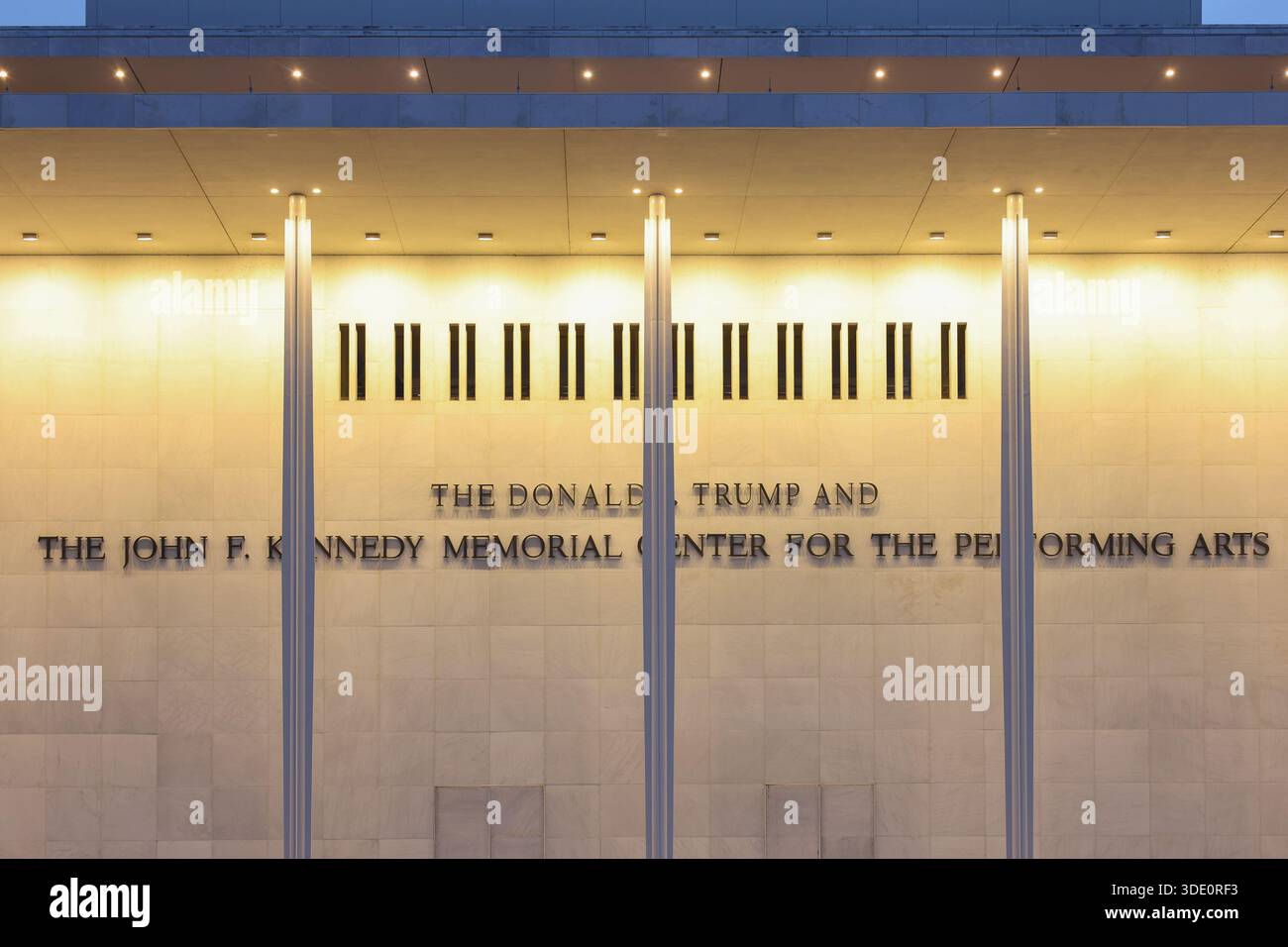 Kennedy family reaction hi-res stock photography and images - Alamy