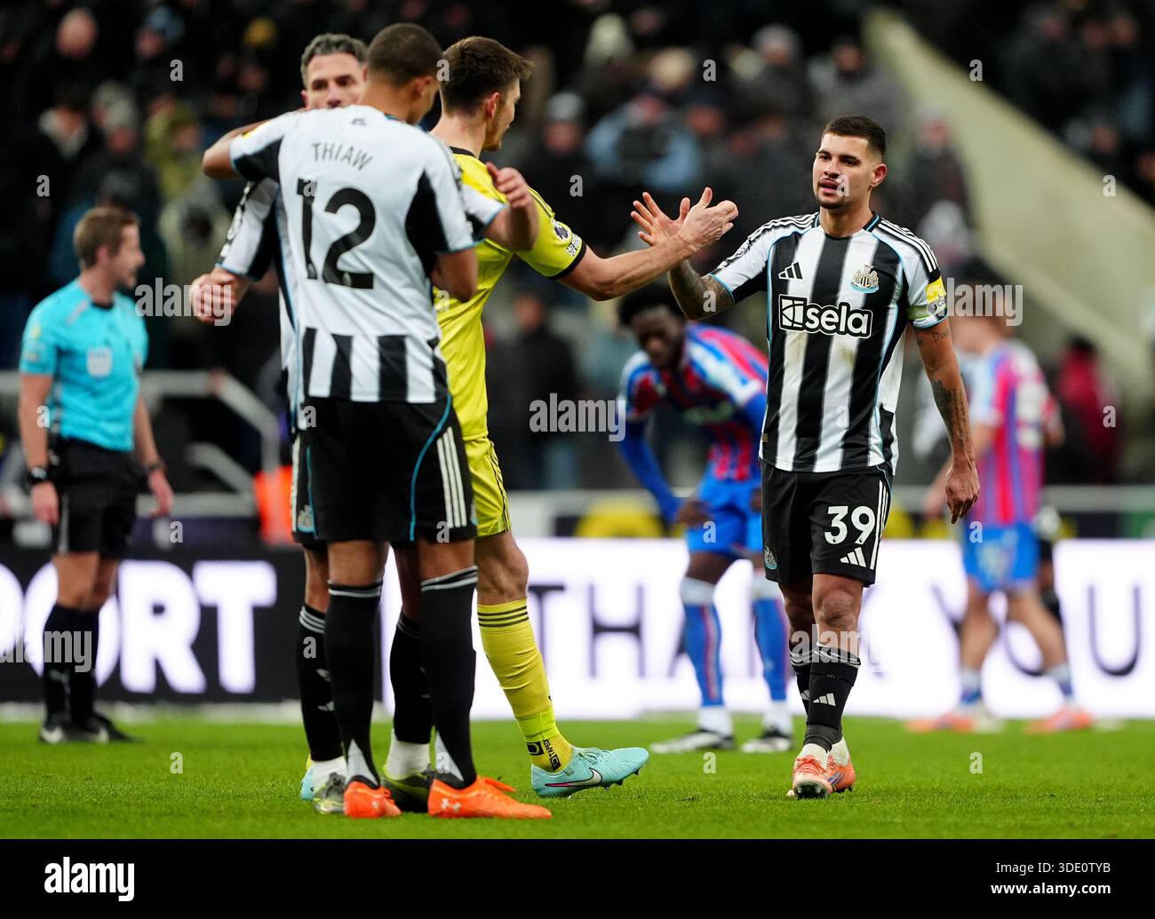 Newcastle United's Bruno Guimaraes (right) celebrates with his team ...